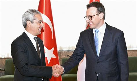 Петковић пренео Аксоју да Срби у покрајини живе у немогућим условима под свакодневним терором