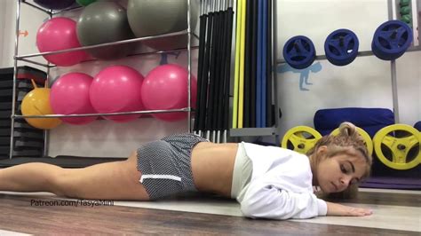 Big Ass Wet Pussy Girl Shake Big Ass And Tits Very Hard Xhamster