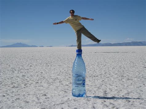 16 Incredible Forced Perspective Examples Tips Eye 4 Photography