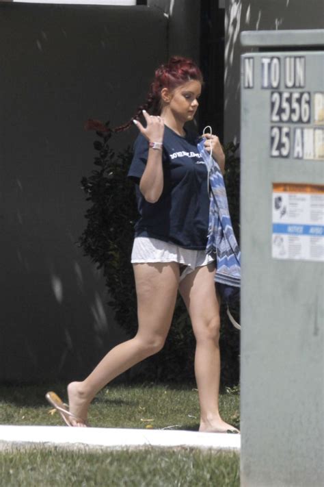 Ariel Winter In Shorts 09 Gotceleb