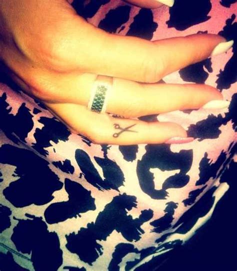 130 Tiny Tattoo Ideas That Are Perfectly Minimalist Tiny Tattoos