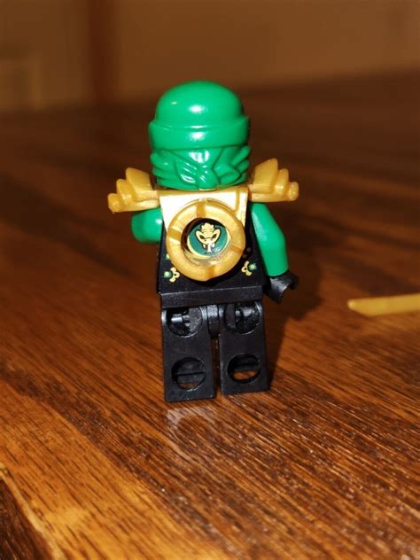 Lloyd Kimono Green Ninja ZX LEGO Ninjago The Final Battle Minifigure Figure Values MAVIN