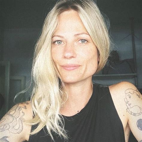 Aimee Zaks Instagram Twitter And Facebook On Idcrawl