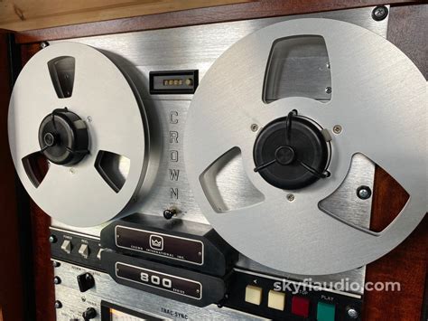 Crown Cx844 Reel To Reel In Custom Walnut Cabinet Meticulously Resto