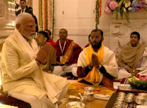 Ayodhya Ram Lala Pran Pratishtha See The Ram Lala First Look Pics And