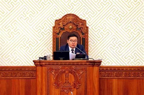 УИХ ын дарга Г Занданшатар ажлын хэсэг байгуулах захирамж гаргав