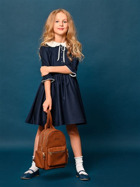 Платье в ретро стиле со съемным белым воротником в цвете Темно Синий Ole Twice Купить модную