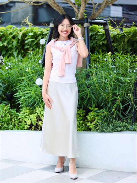 ดูไอเดียสไตล์การแต่งตัวสำหรับ「เสื้อคาร์ดิแกน กันยูวี Uv Protection คอกลม แขนยาว、สายเดี่ยว ผ้าถัก