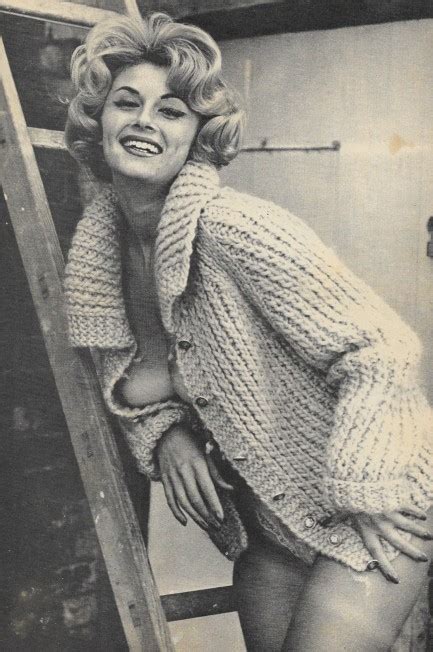 BATTLE OF THE SEXES Pulp International BATTLE OF THE SEXES Pulp International