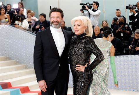 Hugh Jackmans Estranged Wife Deborra Lee Furness Is Filing For Divorce