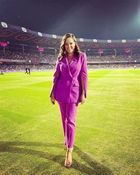 10 Hottest Female Anchors And Presenters Of Ipl 2023