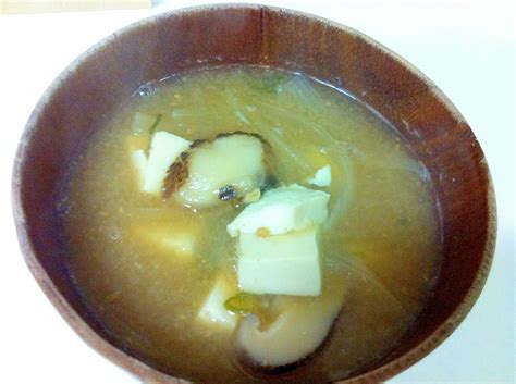 甘～い♪豆腐と玉ねぎのお味噌汁 レシピ・作り方 By 魚の大将0203 楽天レシピ