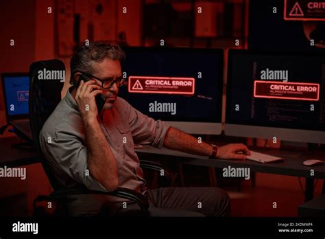 Serious Mature Programmer Or Director Of Large Modern It Support