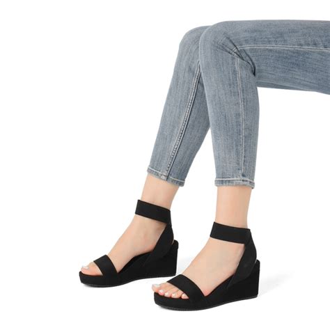 What To Wear With Black Wedge Sandals At Stuart Witt Blog