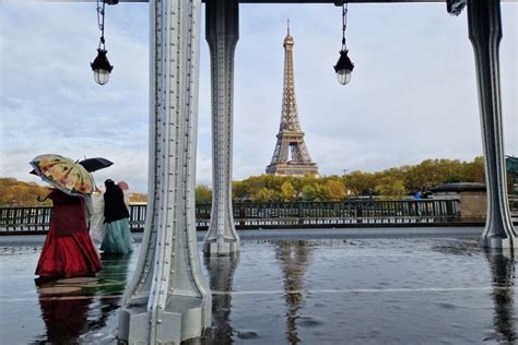 Attaque Au Couteau à Paris Les Deux Blessés Sont En Bonne Santé