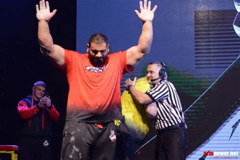 ქართველი ჰალკი ლევან საგინაშვილმა მსოფლიოს Top 8 ში გამოცდილი მეტოქე მარტივად დაამარცხა