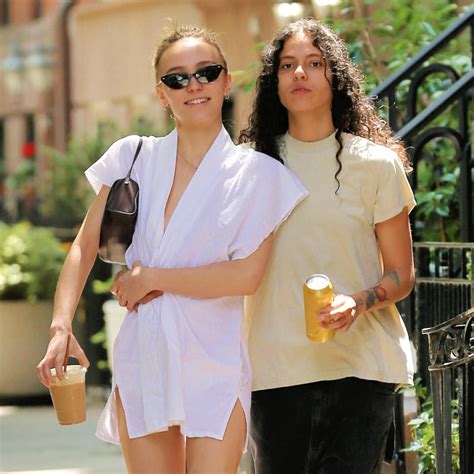 Who Is Lily Rose Depp Dating Meet Rapper 070 Shake And Learn More About Their Pda Filled Romance