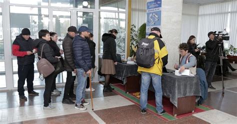 Косачев назвал организацию президентских выборов в Молдавии позорной Новости Mail