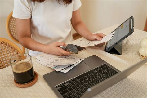 Navigating The Budget Use These Apps To Manage Your Finances