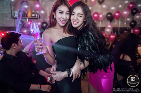 รับถ่ายรูปงานวันเกิด ปาร์ตี้ Night Party