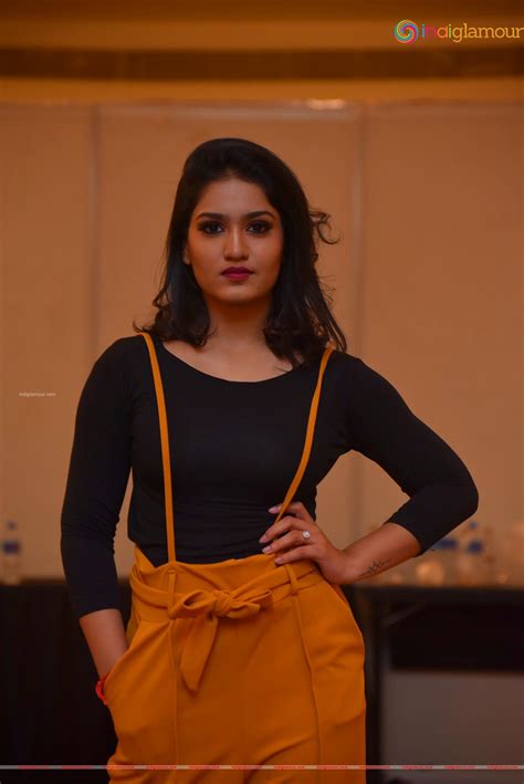 Saniya Iyappan Actress Photoimagepics And Stills 483670