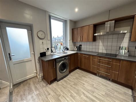 Thomas Street Lees Oldham Wild And Griffiths