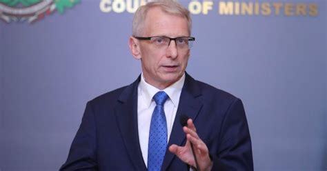 Денков За 6 години над 50 000 деца са върнати в образователната система Bgonair