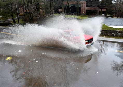 Nws Storms May Produce Heavy Rain And Flooding Today In Ct