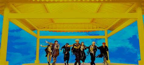 The Worlds Shape Mvs Pantone 3545 C Pantone 102 Cp