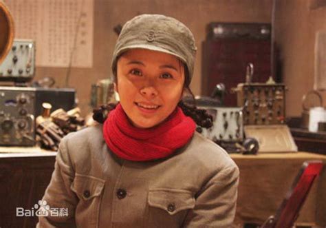 杨若兮影视剧造型——前后照片 万佳直播吧