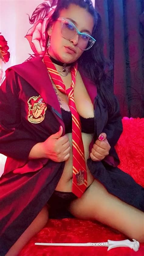 Magic 8 Nude Pics Xhamster