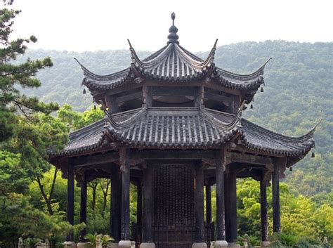 中国古建筑屋顶的特殊样式——攒尖顶，建筑独特，别样壮观 颐和园 中和殿 新浪新闻