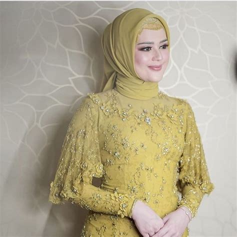 Baju Brokat Contoh Kebaya Modern Hijab 8 Pilihan Kebaya Hijab Ala