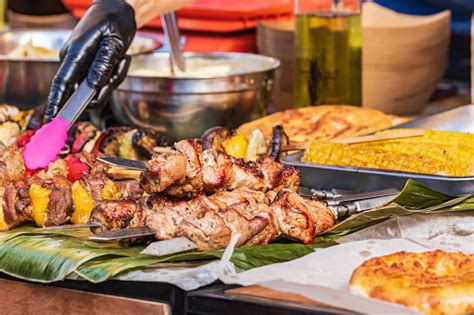 고기 소시지 구운 야채 건강한 음식의 다양한 프리젠 테이션 과 요리 뷔페 0명에 대한 스톡 사진 및 기타 이미지 0명 거리 건강한 생활방식 Istock