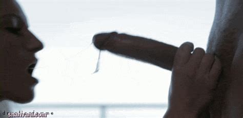 تناول اشک معظم له