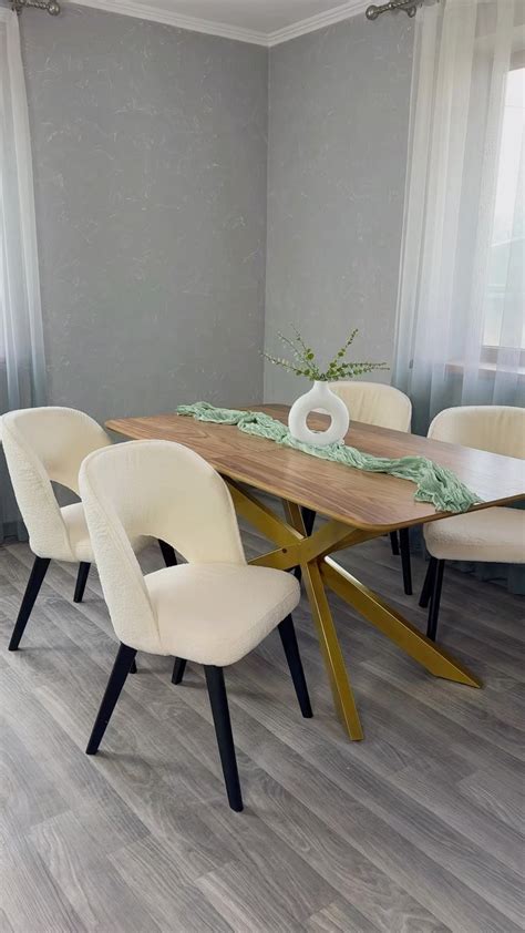 СТОЛИ КОМПЛЕКТИ МЕБЛІ Меблі Студіо вітає з 8 Березня Дорогі жінки Ви джерело натхнення