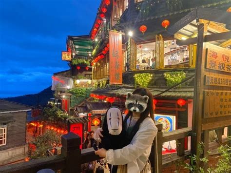 혼자 대만 여행 2일차 🇹🇼 일갑자손음 행복당 예스폭지 투어 예류지질공원 스펀 스펀폭포 지우펀 원딩훠궈 Check Inn Express