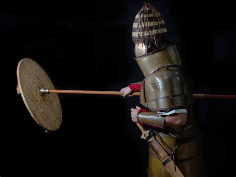 These Modern Soldiers Put Bronze Age Armor To The Testhow Did It Hold