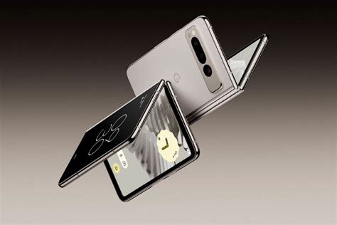 Google Pixel Fold Vs Pixel Pro What S The Difference