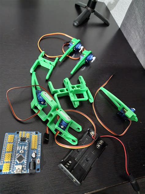 Spider Robot Quad Robot Quadruped Sg90 By Regishsu Von Adioliquid