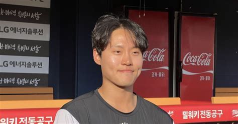 1차 지명→팔꿈치 수술→군 복무→1년 재활…4년 만에 1군 복귀 김광현을 닮았다