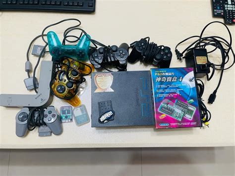 Ps2 已改機 金手指 Scph 30000 配件如附照片 露天市集 全台最大的網路購物市集