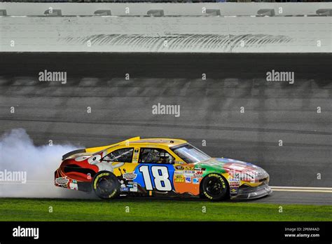 Daytona Beach Fl Feb 18 2012 Kyle Busch 18 Wins The Budweiser