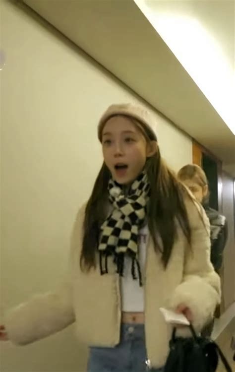 blip 윈터 금발ㄷ흑발