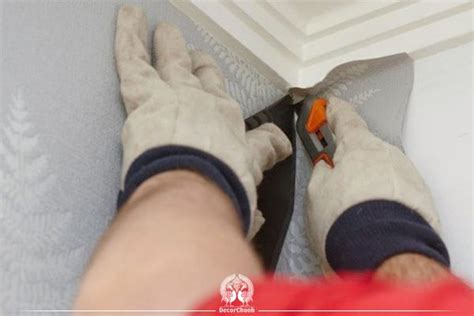 نصب کاغذ دیواری روی سیمان؛ آیا کاغذ دیواری روی سیمان میچسبد؟