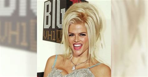Anna Nicole Smith La Sex Symbol Que Se Enamoró De Un Magnate 63 Años