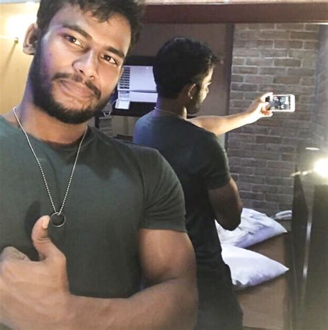 Gym Hunk Image Thisvid Tube