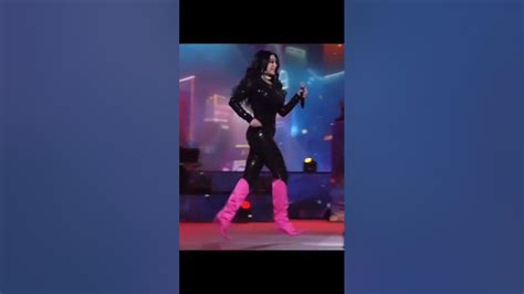 تفاعل الجمهور من بوسة هيفاء 😀😍 Youtube