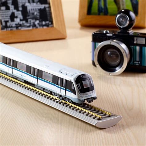 Knackstop Downtown Line Train Hobbies And Toys Memorabilia And Collectibles Religious Items On