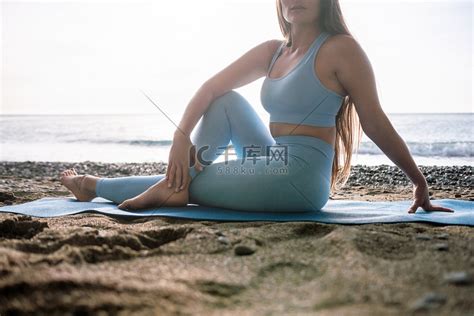 女人海普拉提高清摄影大图 千库网